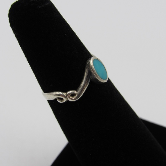 Jewelry | Vintage Size 475 Sterling Dainty Blue Inlay Ring | Poshmark